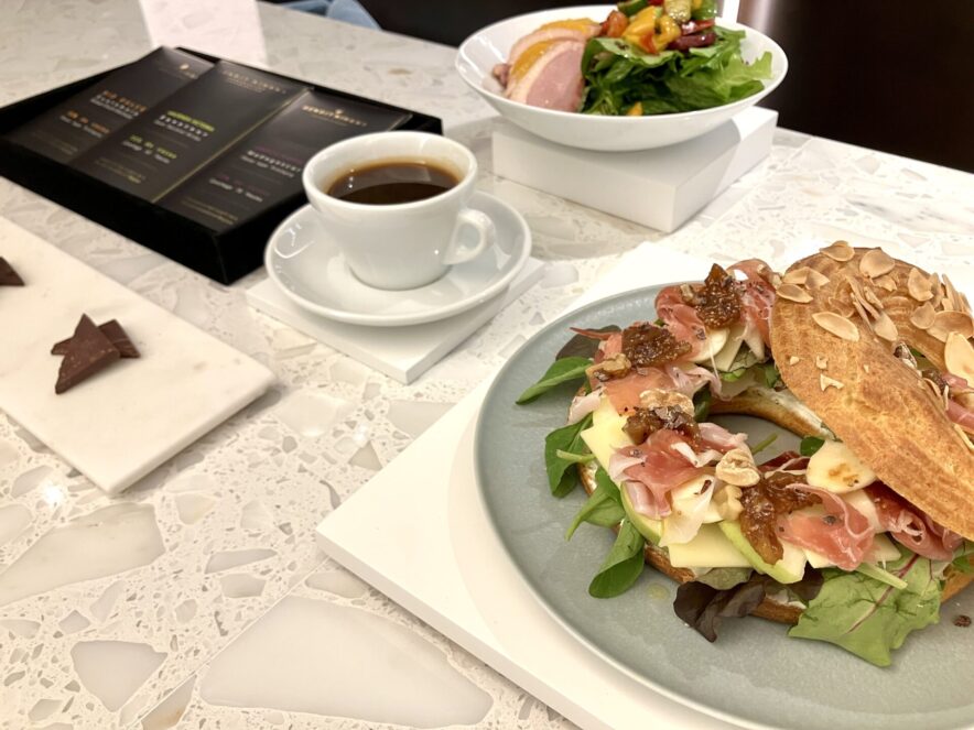 【ニューオープン｜Le Café BENOIT NIHANT】カカオのテロワールを味わうカフェサロンが西武池袋本店に誕生