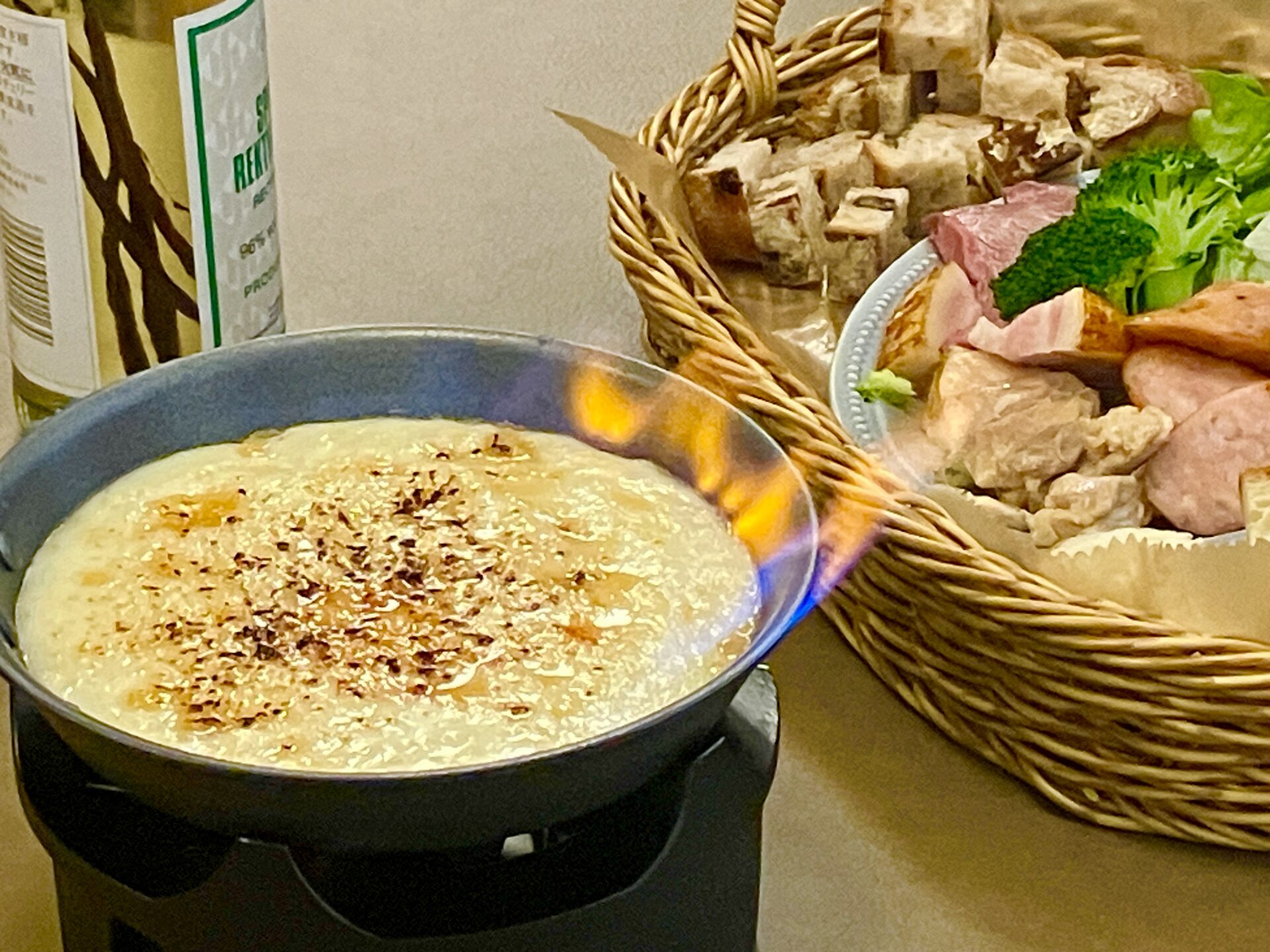 【ニューオープン｜CheeseTable-carnival-】吉祥寺に誕生した“祝祭レストラン”。五感で楽しむチーズ料理