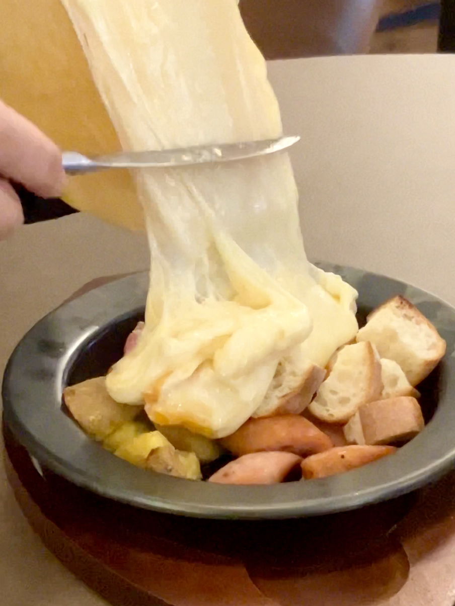 【ニューオープン｜CheeseTable-carnival-】吉祥寺に誕生した“祝祭レストラン”。五感で楽しむチーズ料理